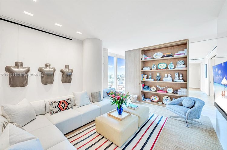 The Surf Club Four Seasons Hotel And Residences Unit #N-PH6 for Sale in ...